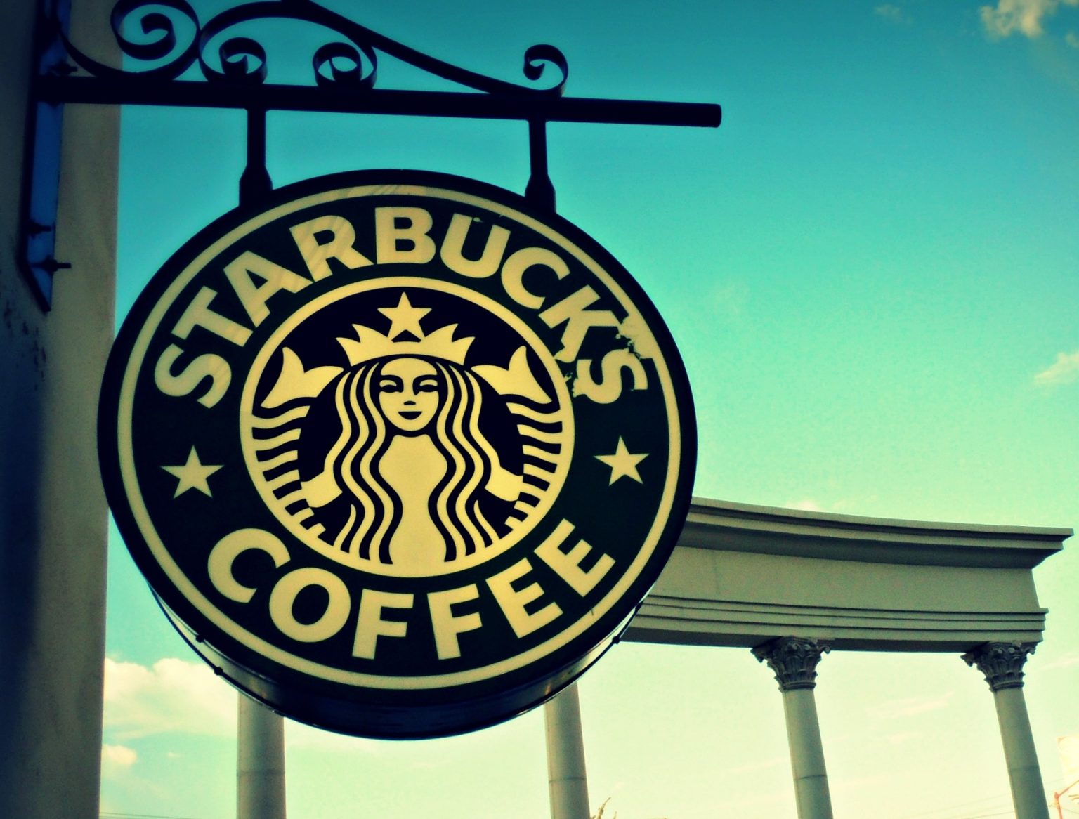 Brand Touchpoints from Starbucks - Brandification